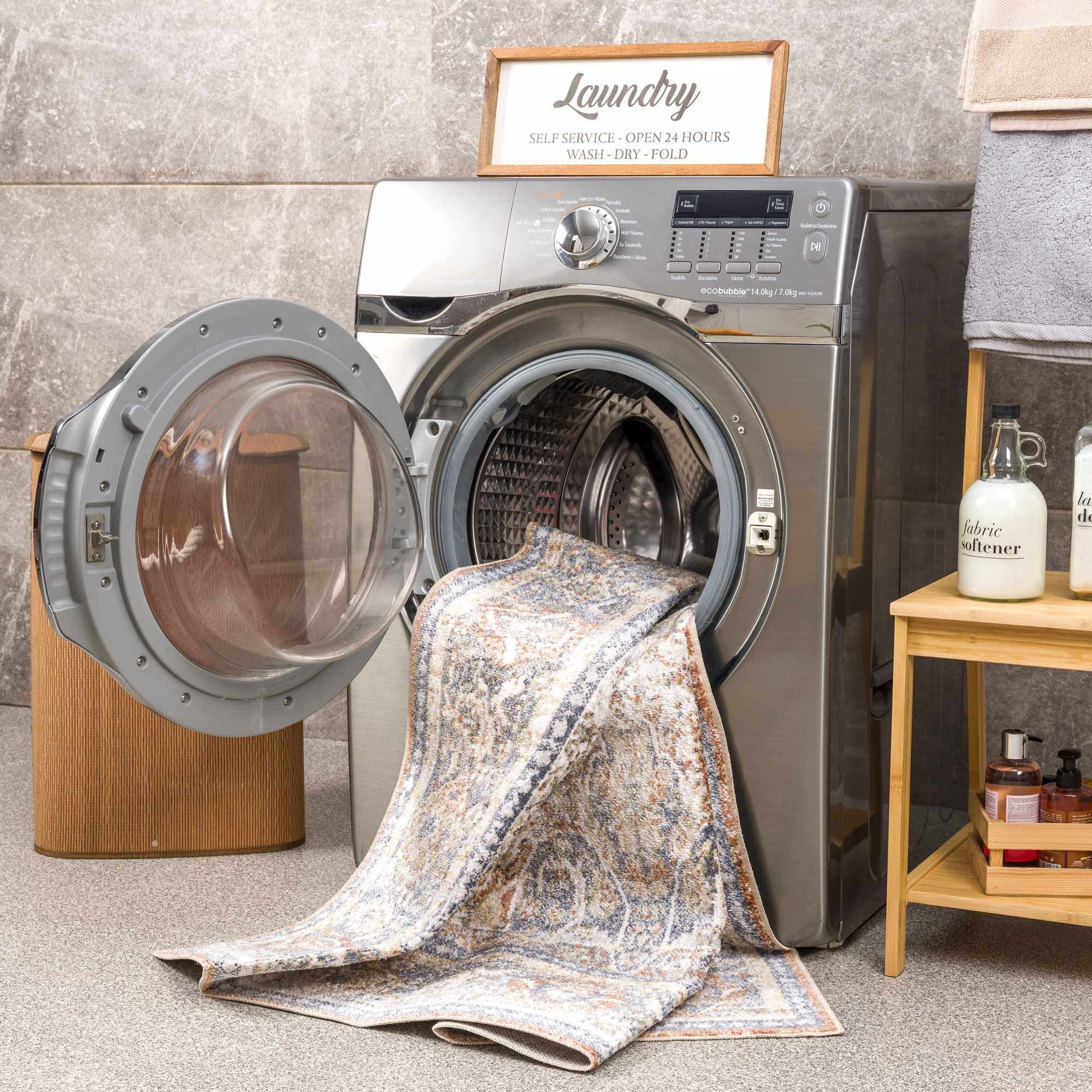 Hauteloom Manhattan Machine Washable Round Area Rug for Living Room ...