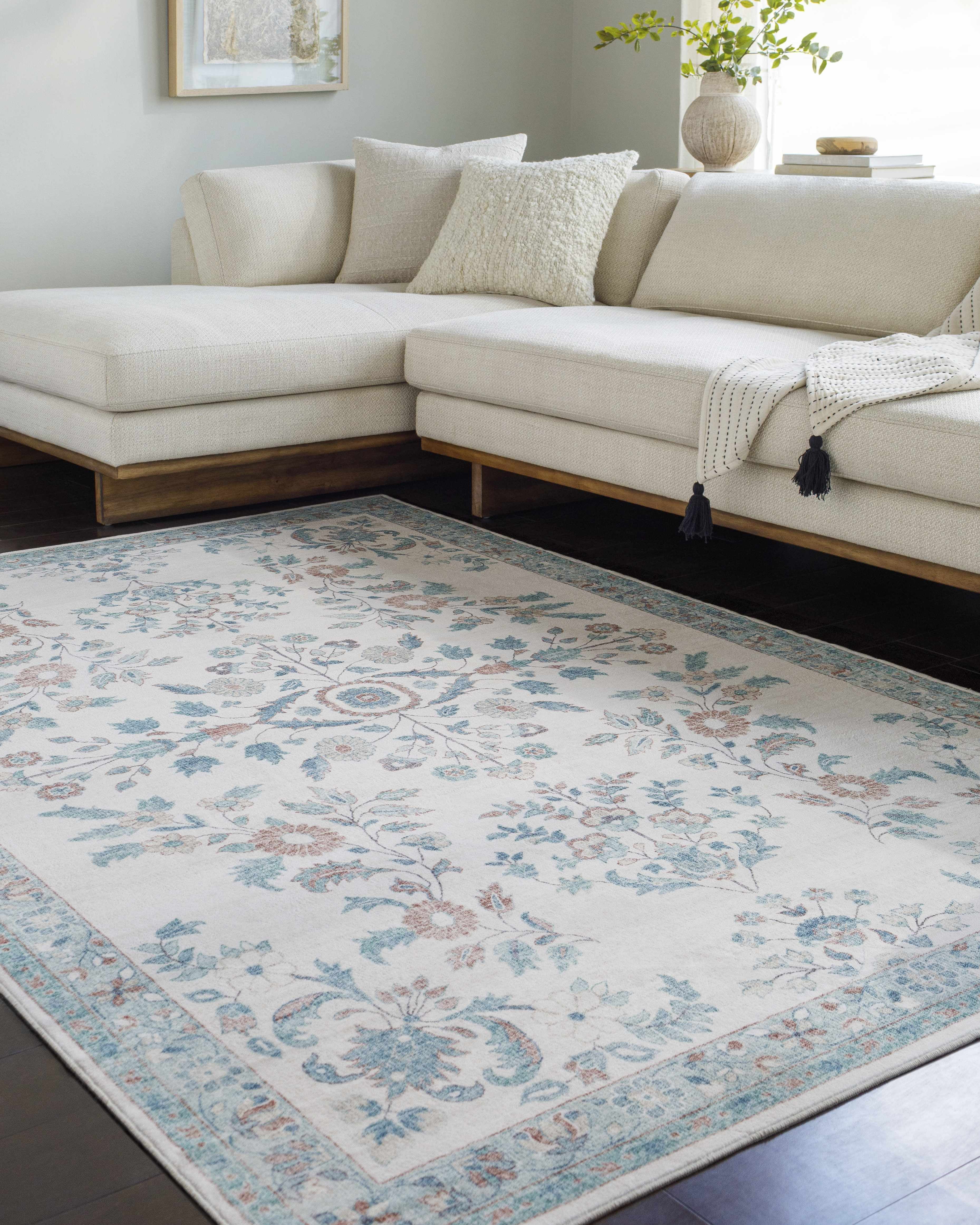 Hauteloom Meyly Living Room, Bedroom Machine Washable Area Rug ...