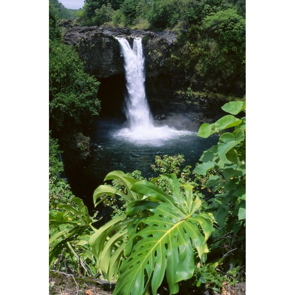 Hawaii Big Island Hilo Rainbow Falls State Park Greenery Surrounds ...