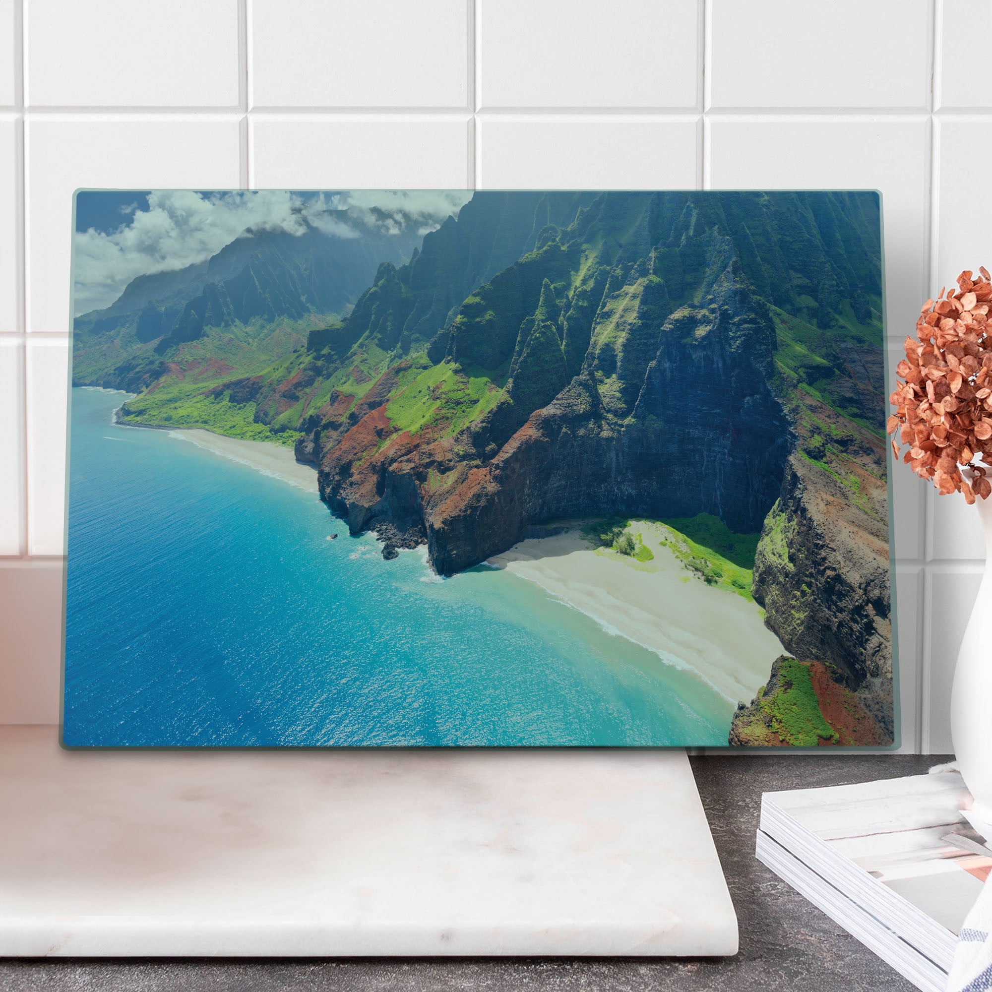 Hawaiian Cutting Board, Na Pali Coast on Kauai Island on Hawaii Sunny ...