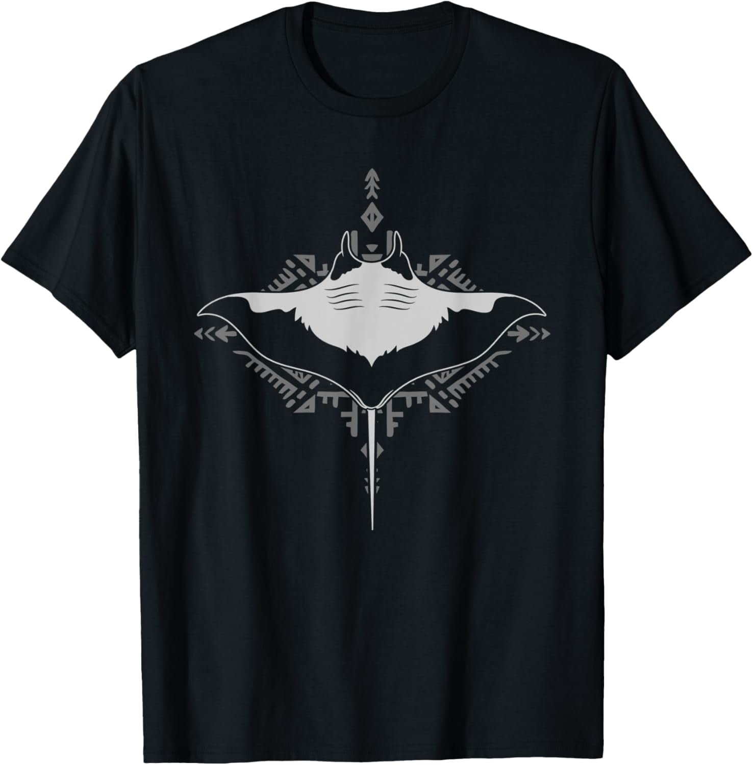 Hawaiian Tattoo Stingray Ocean Animal Lover Tribal Manta Ray T-Shirt ...