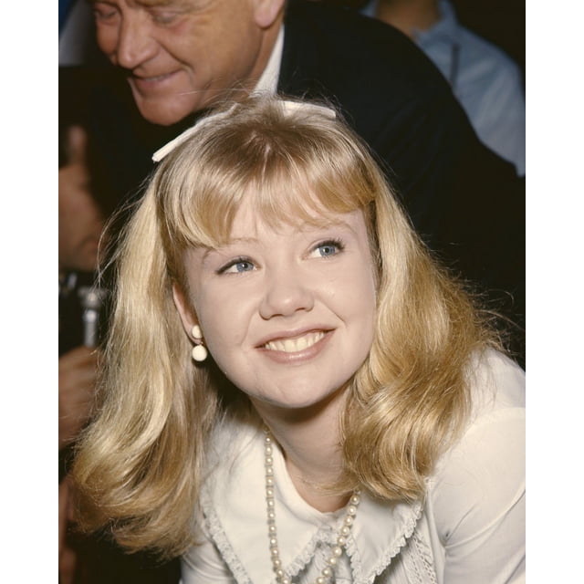 Hayley Mills Smiling Young Candid Pose With Father John 24X36 Classic ...