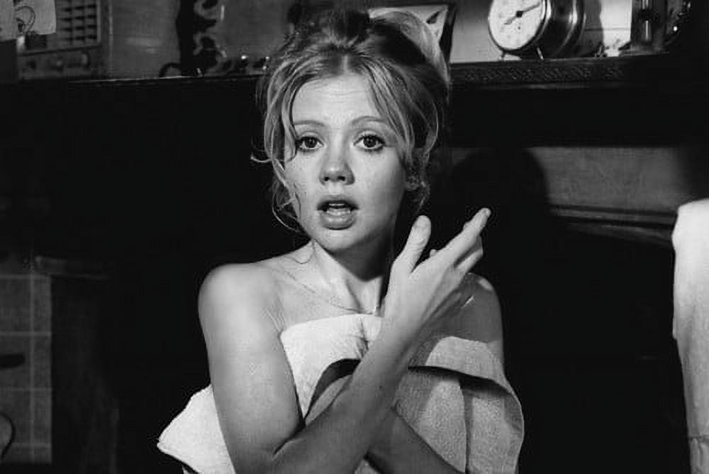 Hayley Mills in The Family Way in bath towel 24x36 Poster - Walmart.com