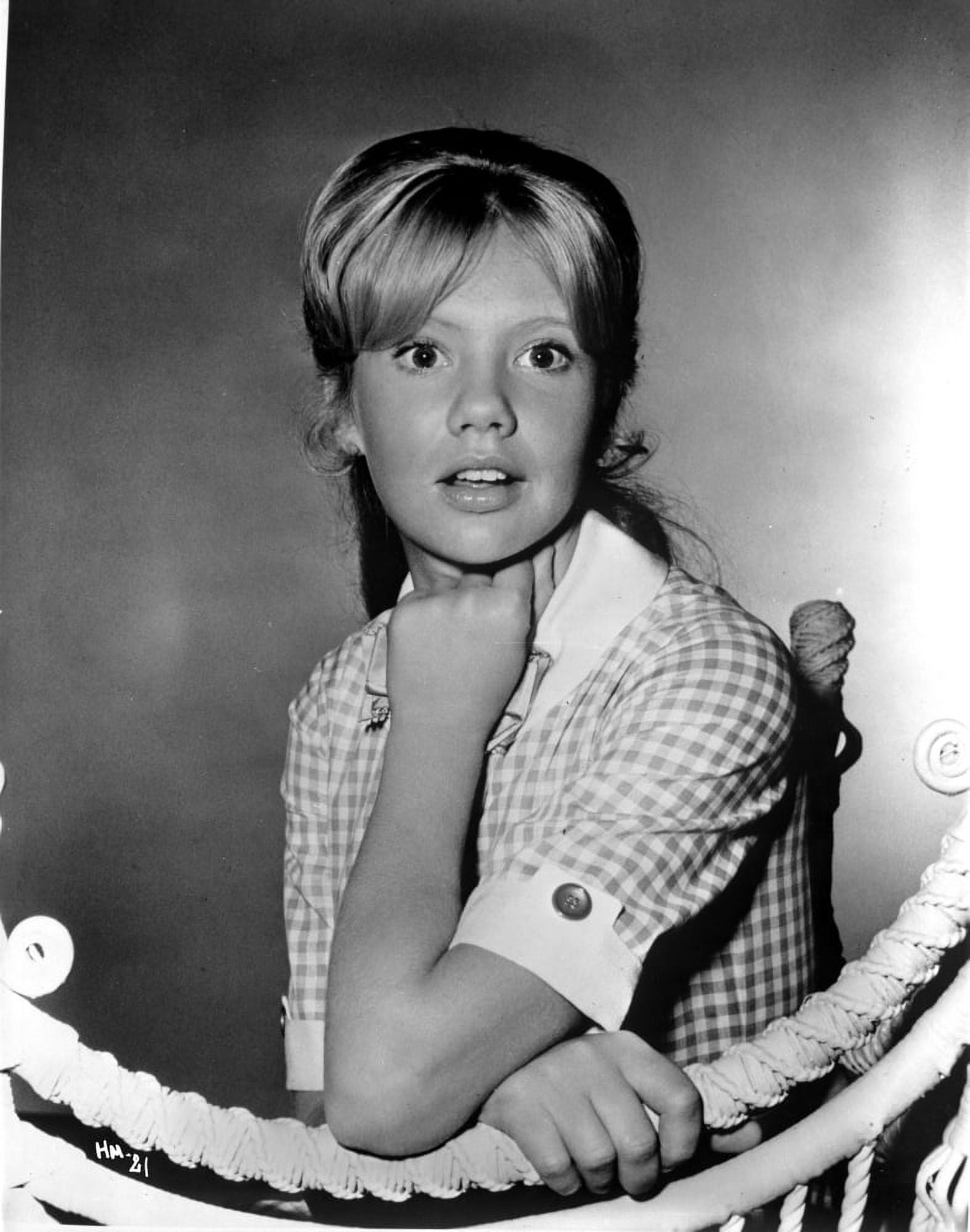 Hayley Mills In A Printed Blouse Photo Print 24 X 30 Walmart