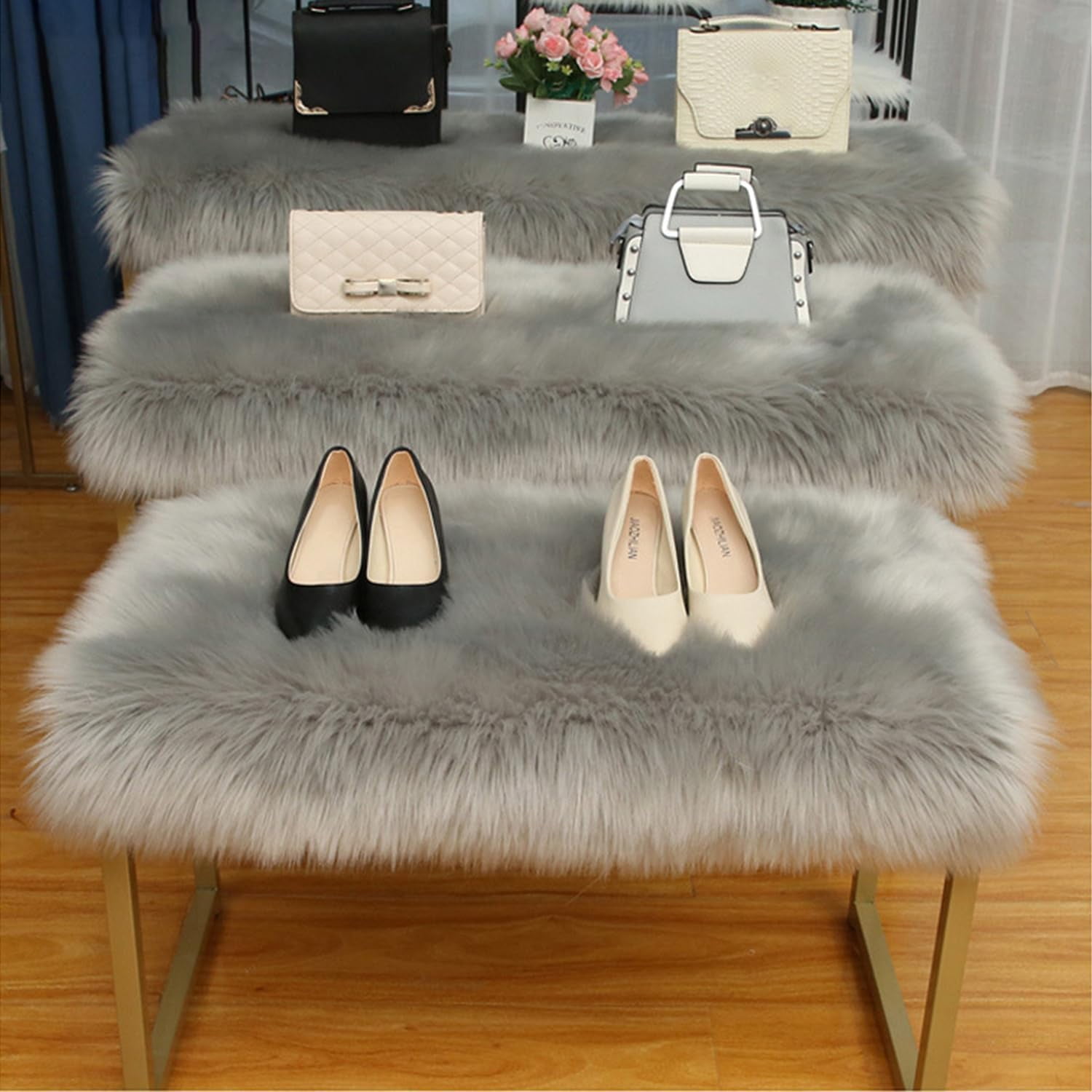 Hbtdoern Plush Table Runner, Soft Faux Fur Decorative Runner for Dining ...