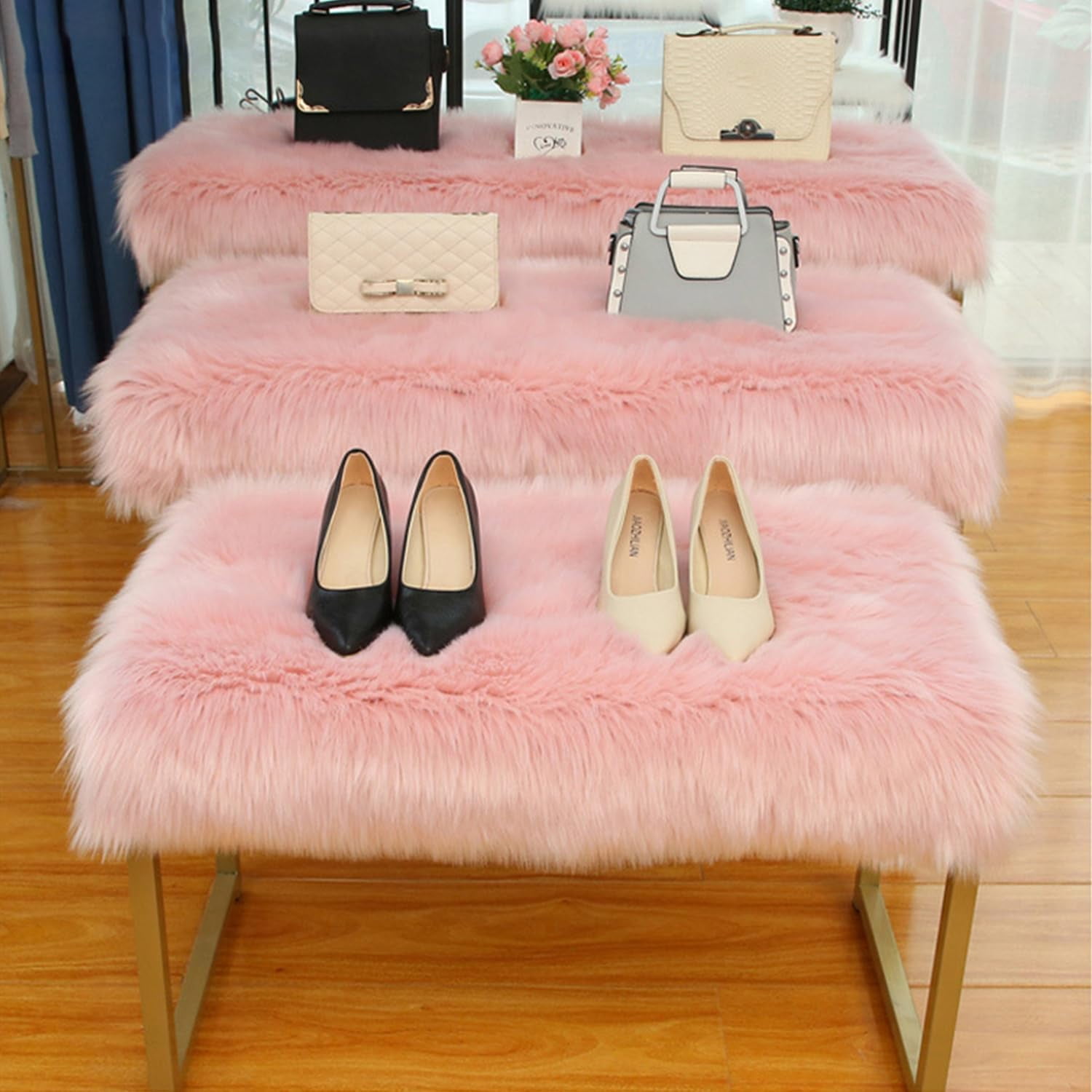 Hbtdoern Plush Table Runner, Soft Faux Fur Decorative Runner for Dining ...