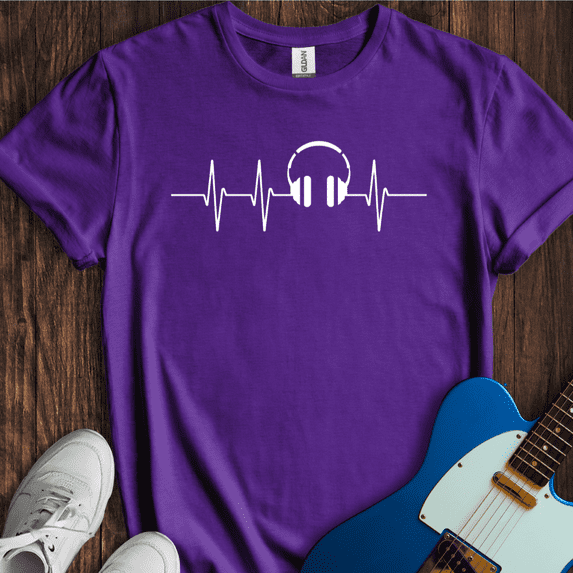 Heart Beats T-Shirt - Walmart.com