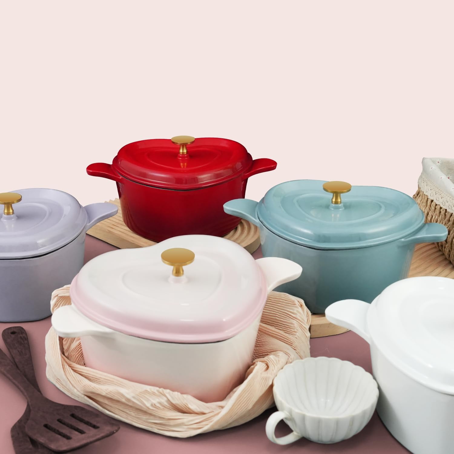 Heart Shaped Dutch Oven 3 Qt Cast Iron Pot with Lid - Enameled for ...