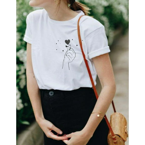 Heart Snap Finger Pocket T shirt - Cute Hand Drawing - Aesthetic ...