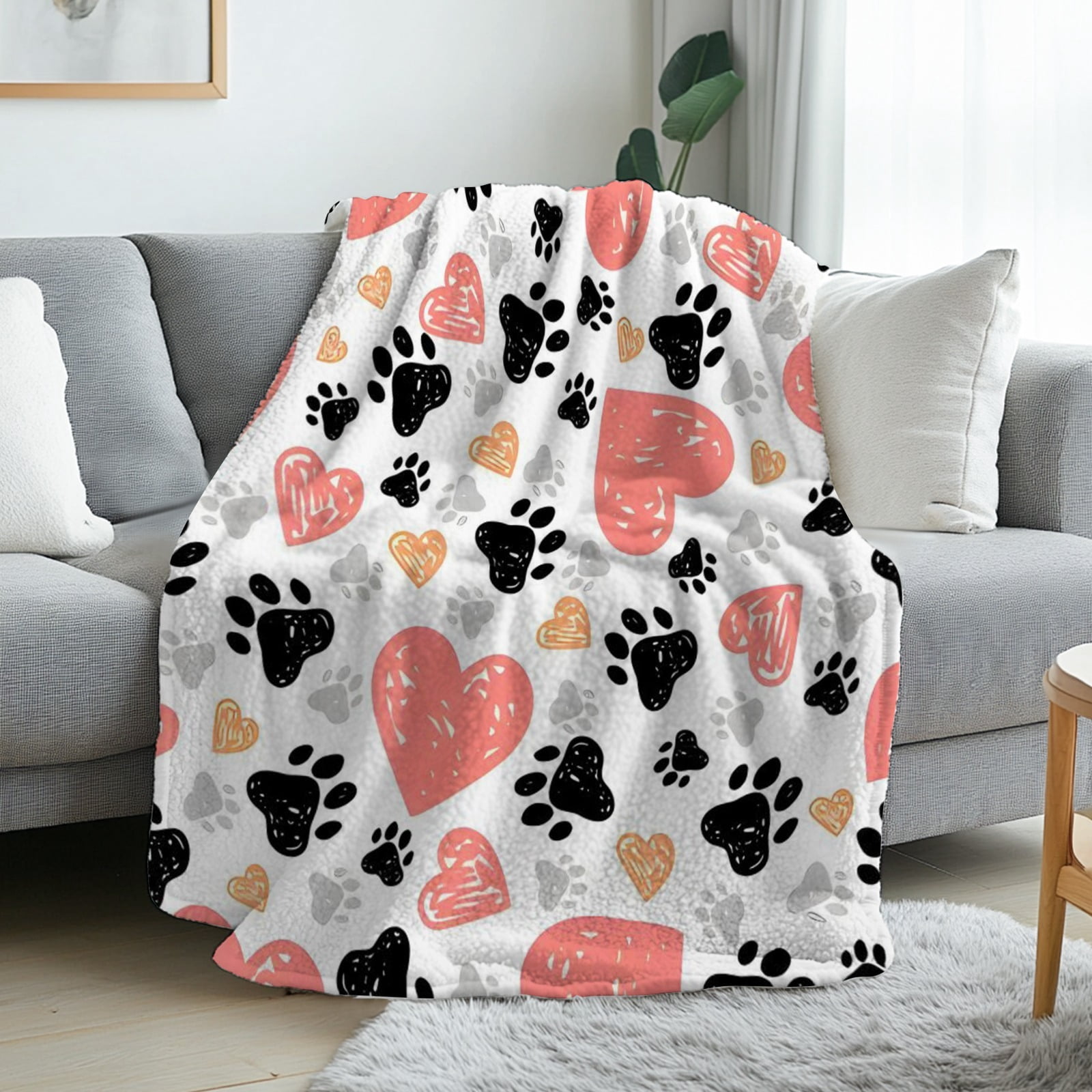 Hearts & Paw Print Flannel Blanket - 280gsm Soft Warm Throw for Couch ...