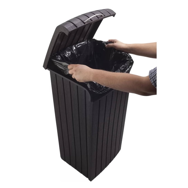 Large, Tough, Heavy Duty 30-Gallon Plastic Kitchen Garbage Can with ...