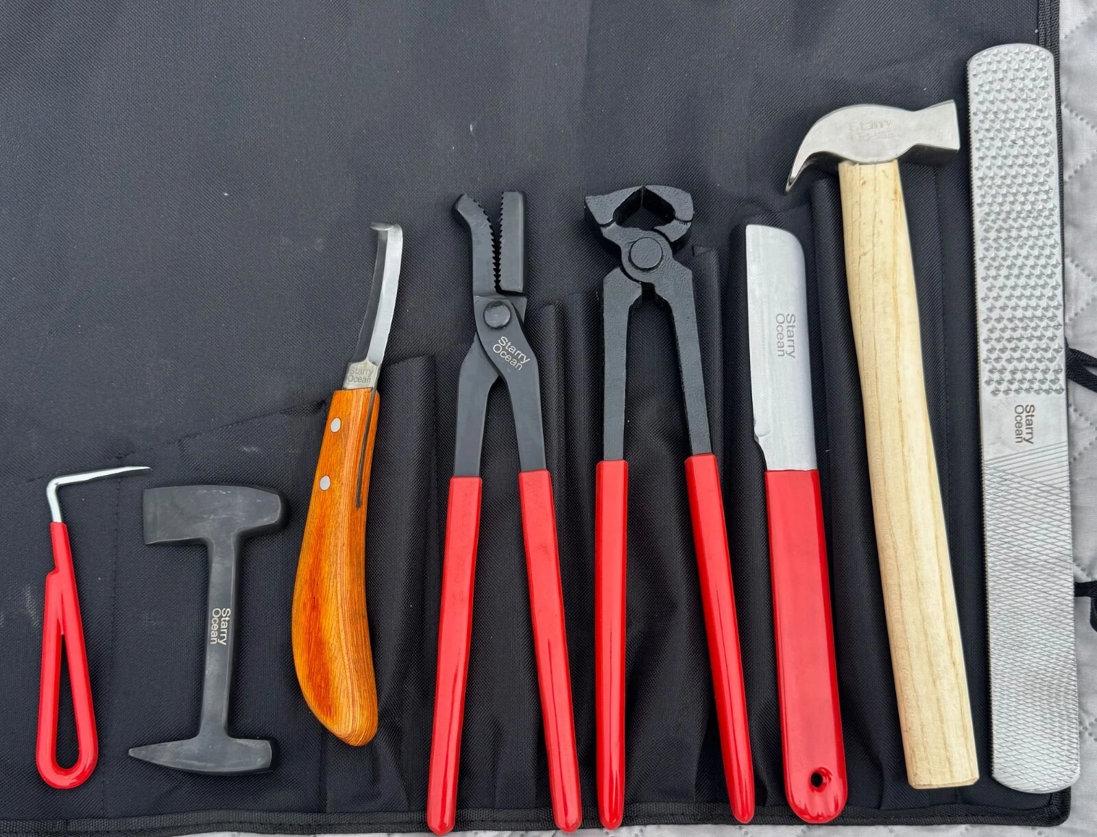 Heavy Duty Professional Farrier Tool Kit for Horse Hoof Care, Clincher ...