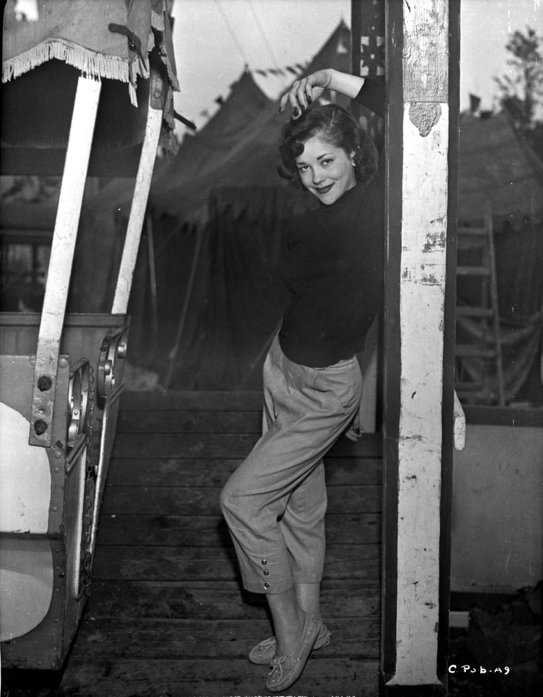 Helene Stanley Leaning and smiling Photo Print (24 x 30) - Walmart.com