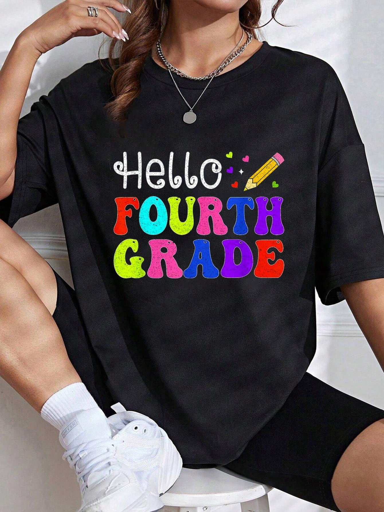 Hello Fourth Grade Back to School Teacher Student Graphic T-Shirt ...