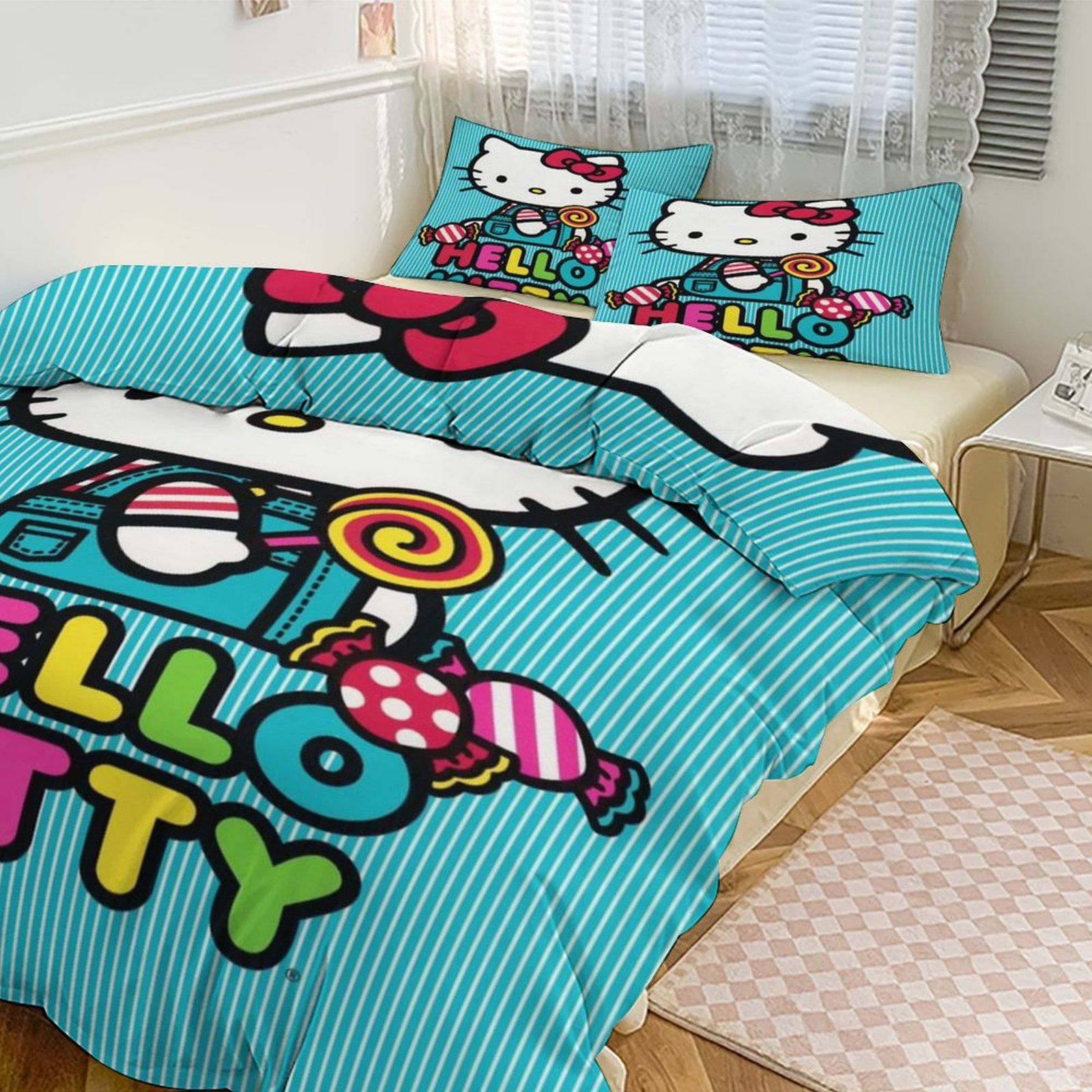 Hello Kitty 3-Piece Reversible Full Bed Set - Includes 1 Duvet Cover ...
