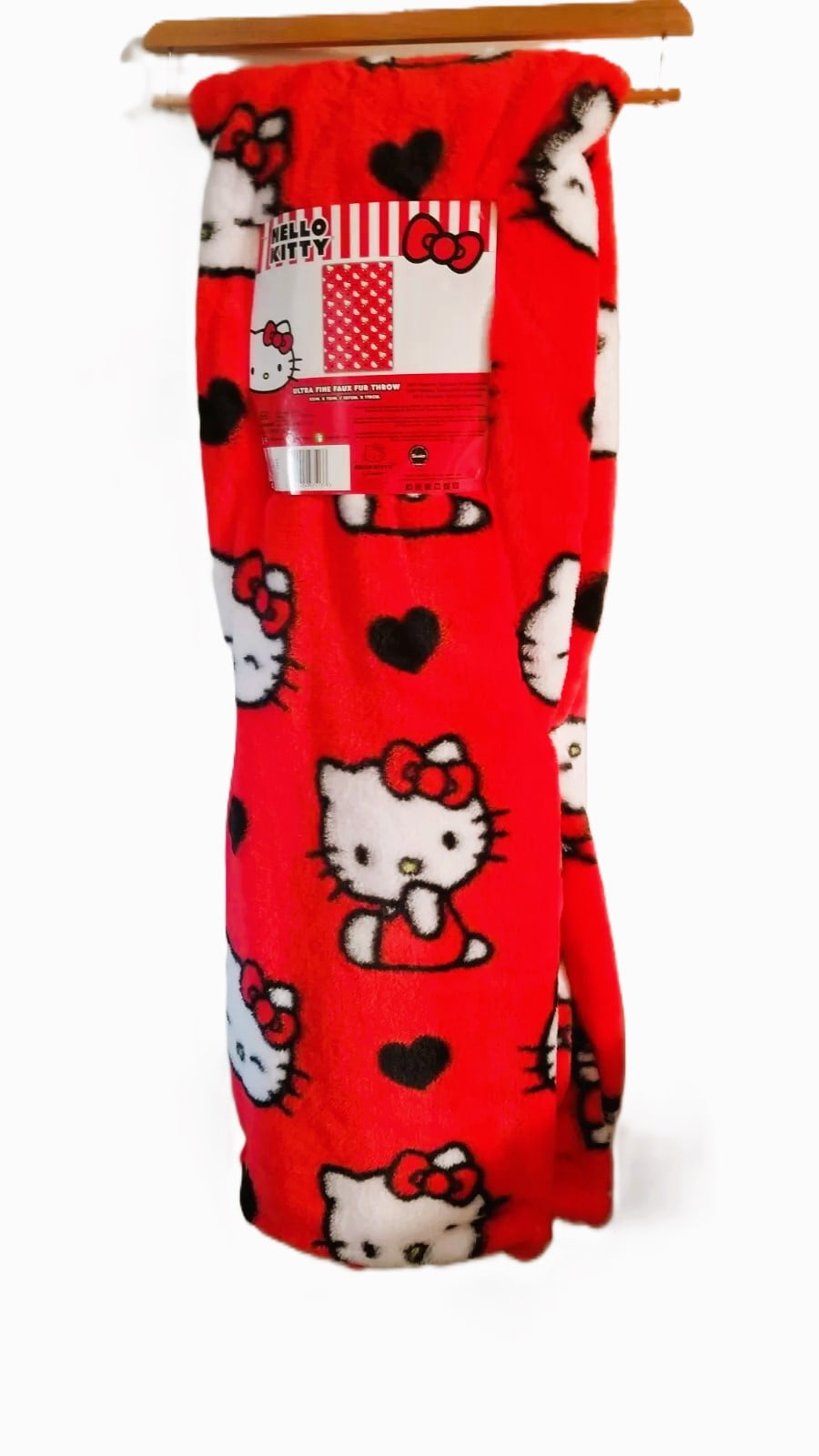 Hello Kitty Red Heart Faux Fur Plush Throw Blanket - Walmart.com
