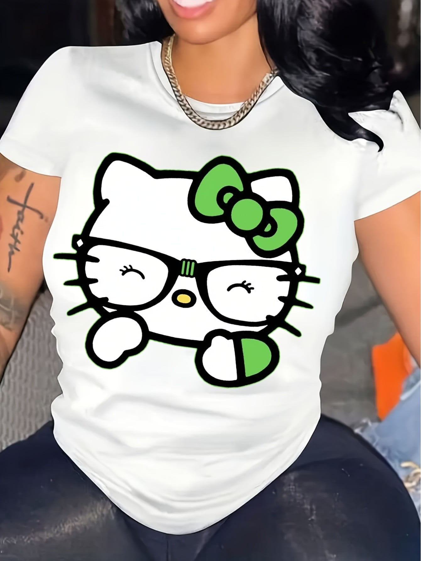 Hello Kitty Women's T-Shirt - Soft Casual Short Sleeve Round Neck Black ...