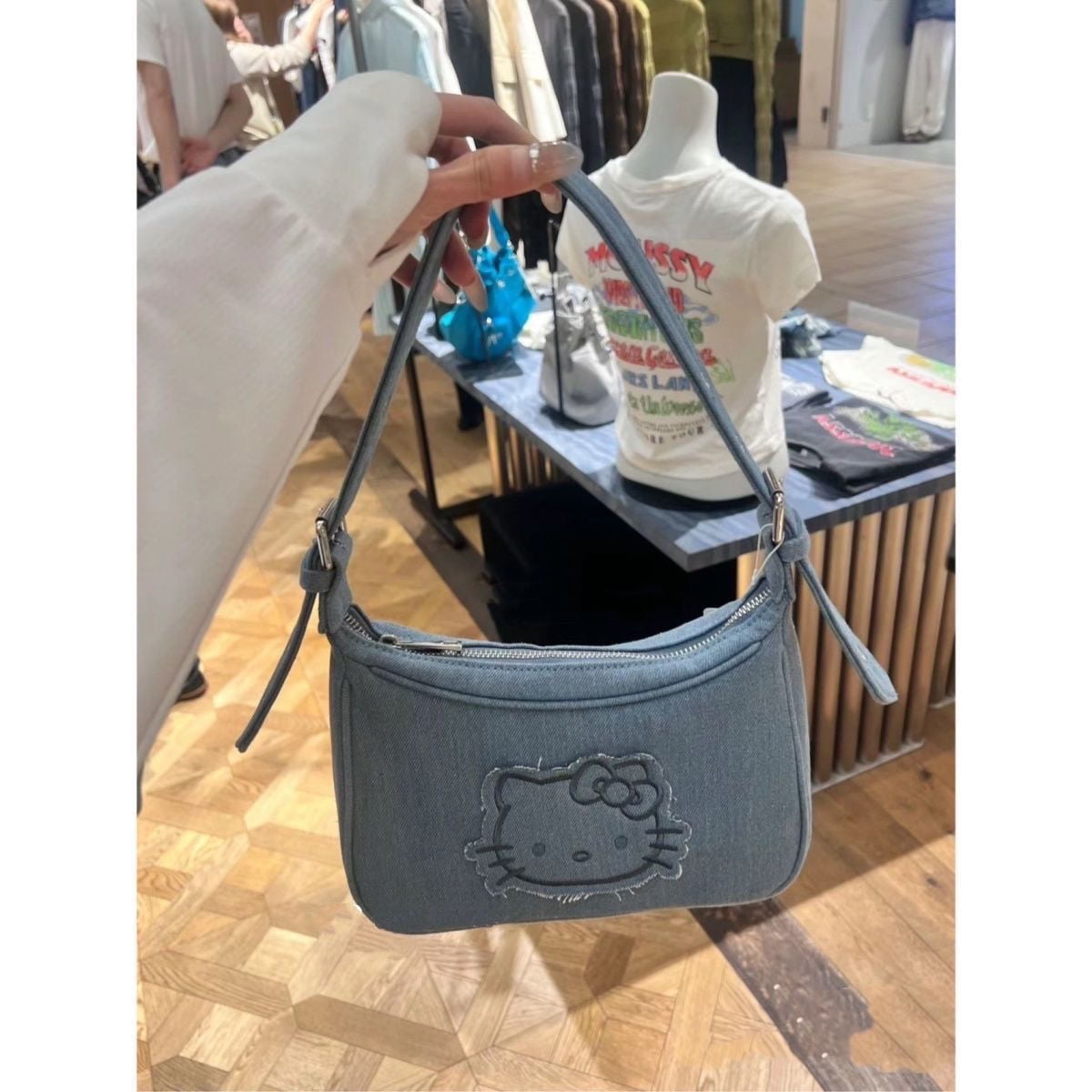 Hello50th anniversary denim embroidery 2k hand-held underarm bag spring ...