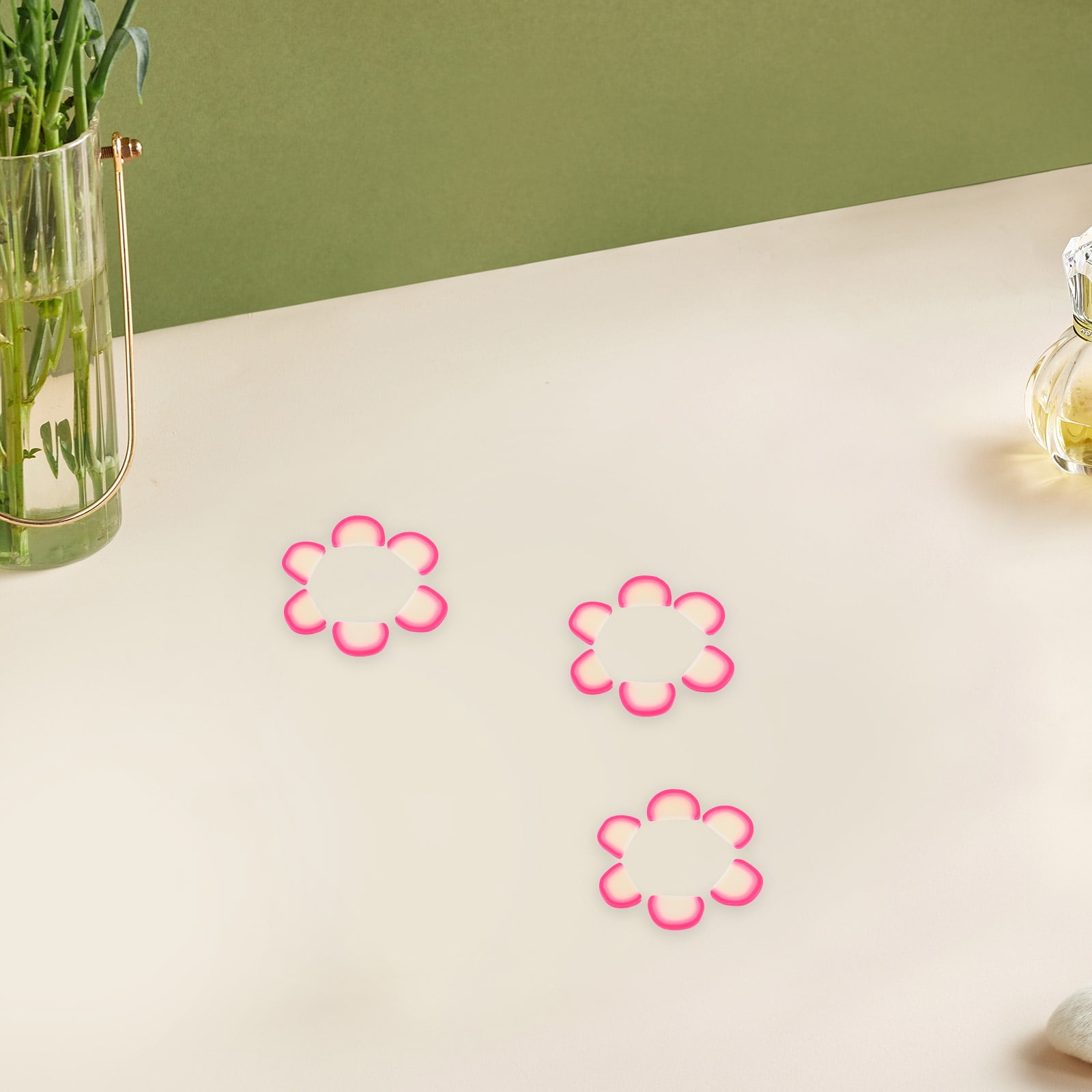 Hemobllo 20Pcs Artificial Pink Radish Slices PVC Realistic Vegetable ...