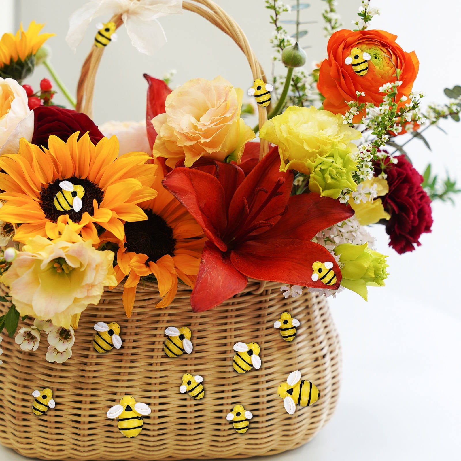 Hemoton 60 Pcs Flatback Bumble Bees Miniatures Resin Bees For Crafting ...