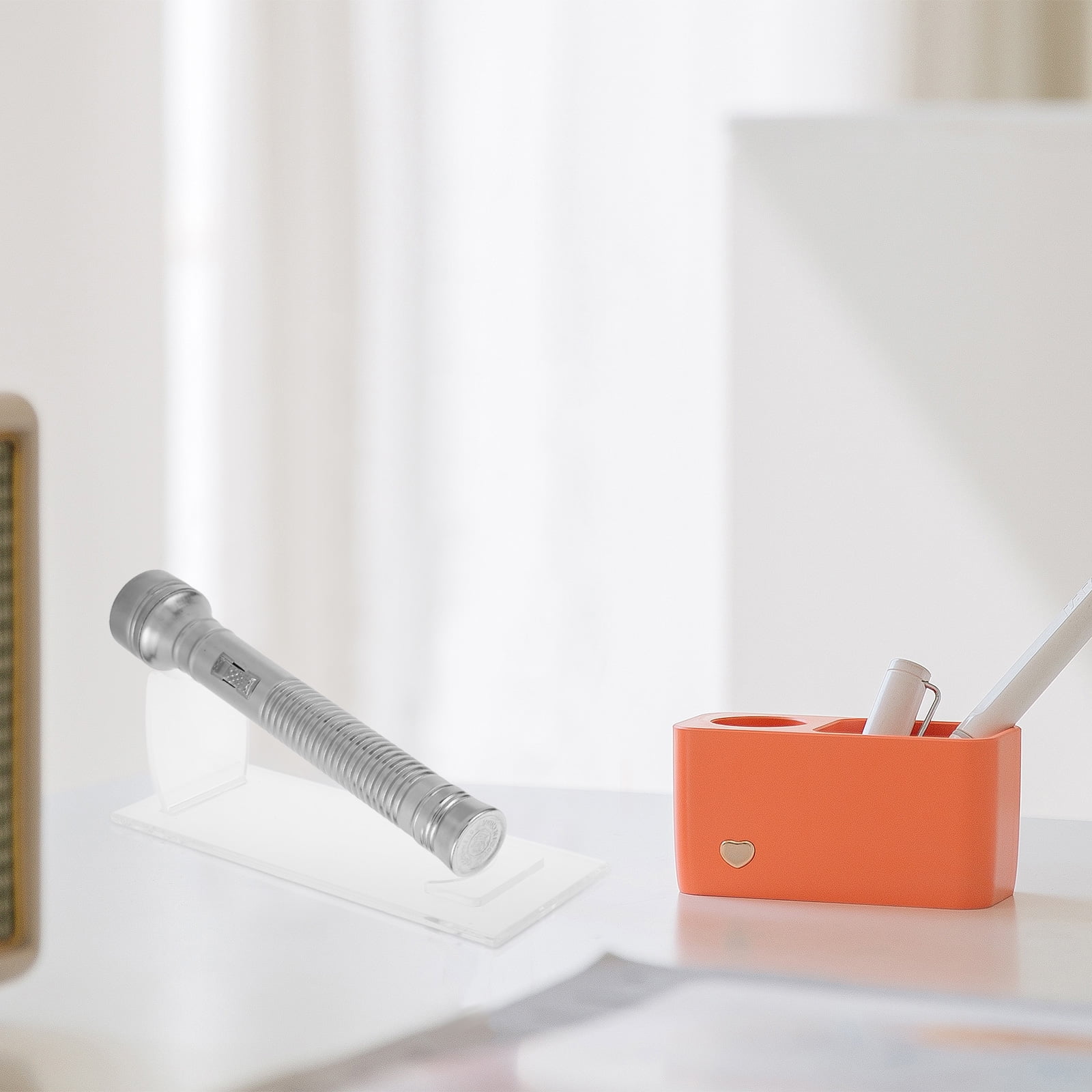 Hemoton Flashlight Displaying Rack Acrylic Flashlight Storage Stand ...