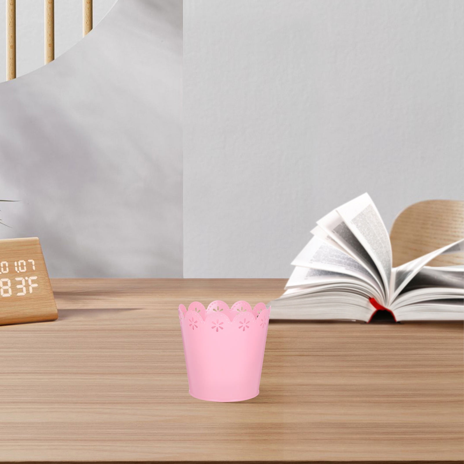 Hemoton Mini Trash Can Table Garbage Bin Iron Garbage Can Pencil Cup ...