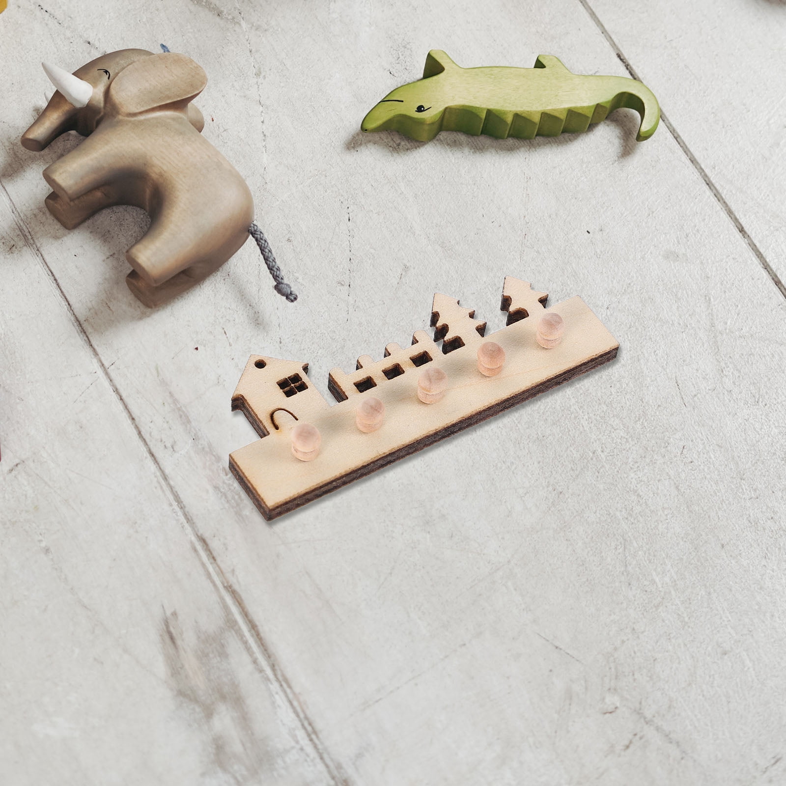 Hemoton Miniature Dollhouse Furniture 1:12 Scale Hanger DIY Mini Set ...