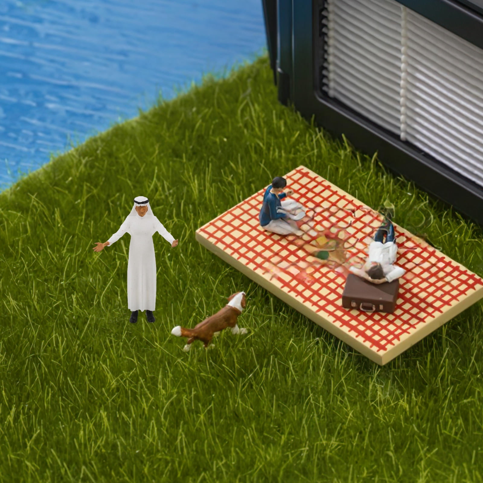 Hemoton Miniature People Figurines 1:64 Scale Resin Dollhouse People ...