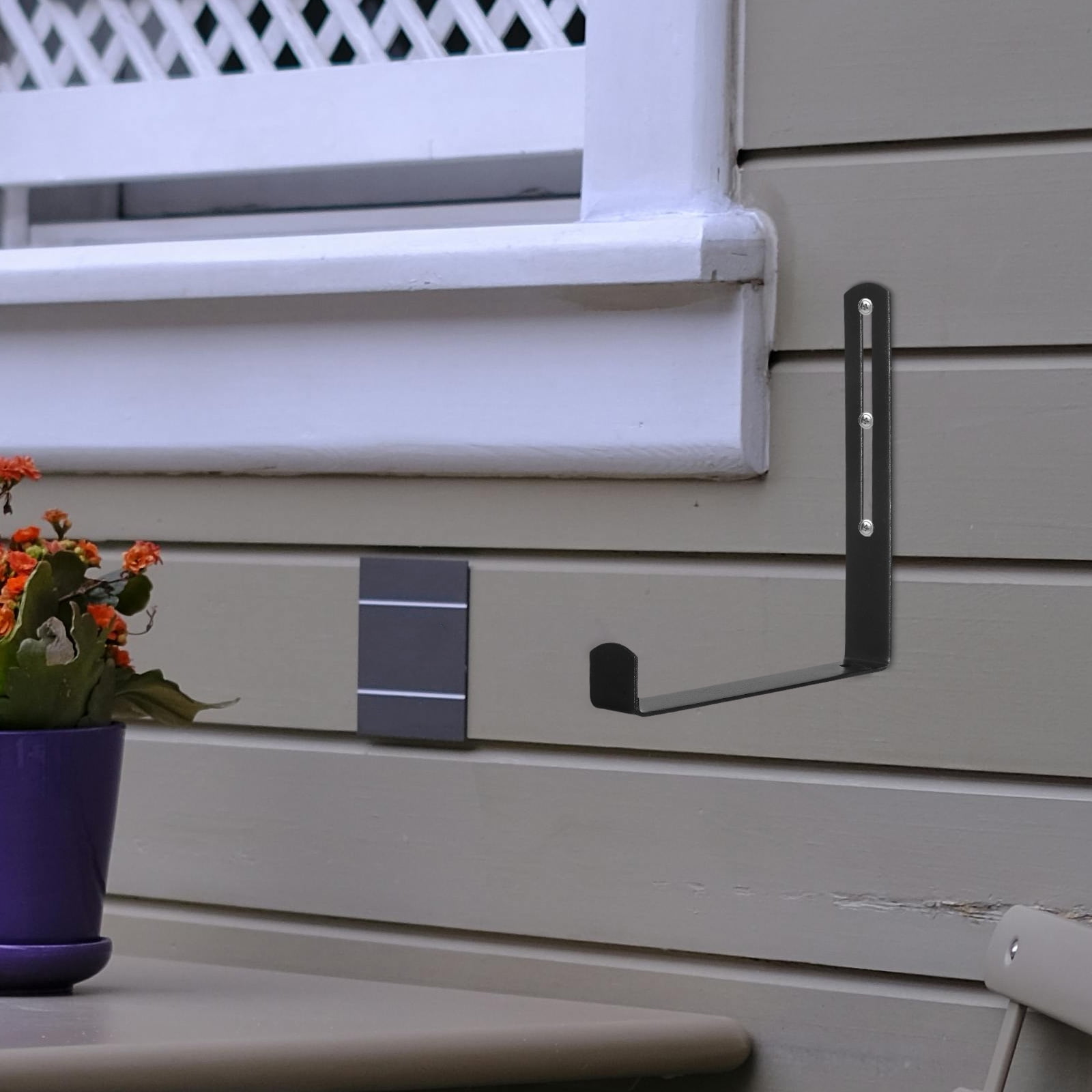 Hemoton Wall-Mounted Plant Hook Metal Flower Pot Bracket For Balcony ...