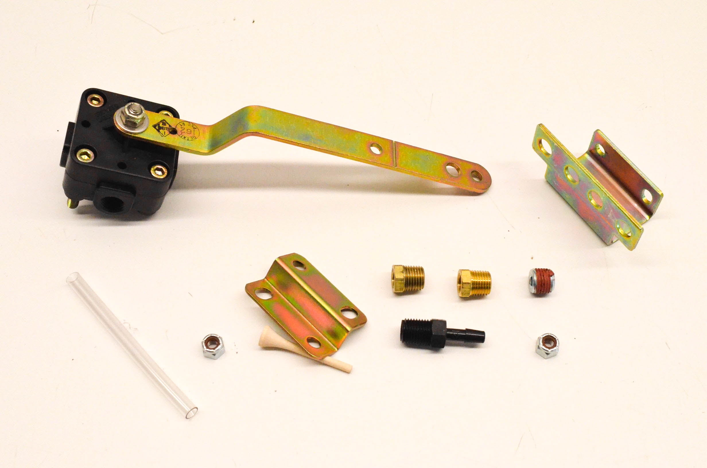 Hendrickson LV227, 49956081 Height Control Valve NOS - Walmart.com