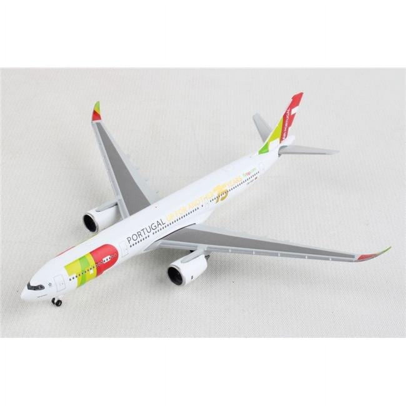 Herpa 1:500 Scale TAP Air Portugal A330-900neo Model Plane, Die-Cast ...