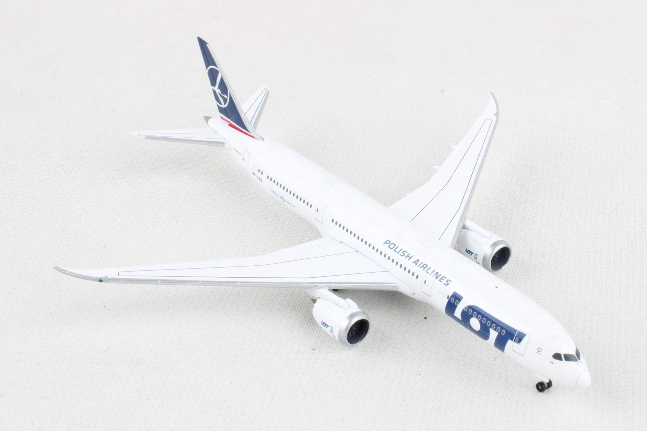 Herpa HE536646 1-500 Scale Lot Model Plane for 787-9 - Walmart.com