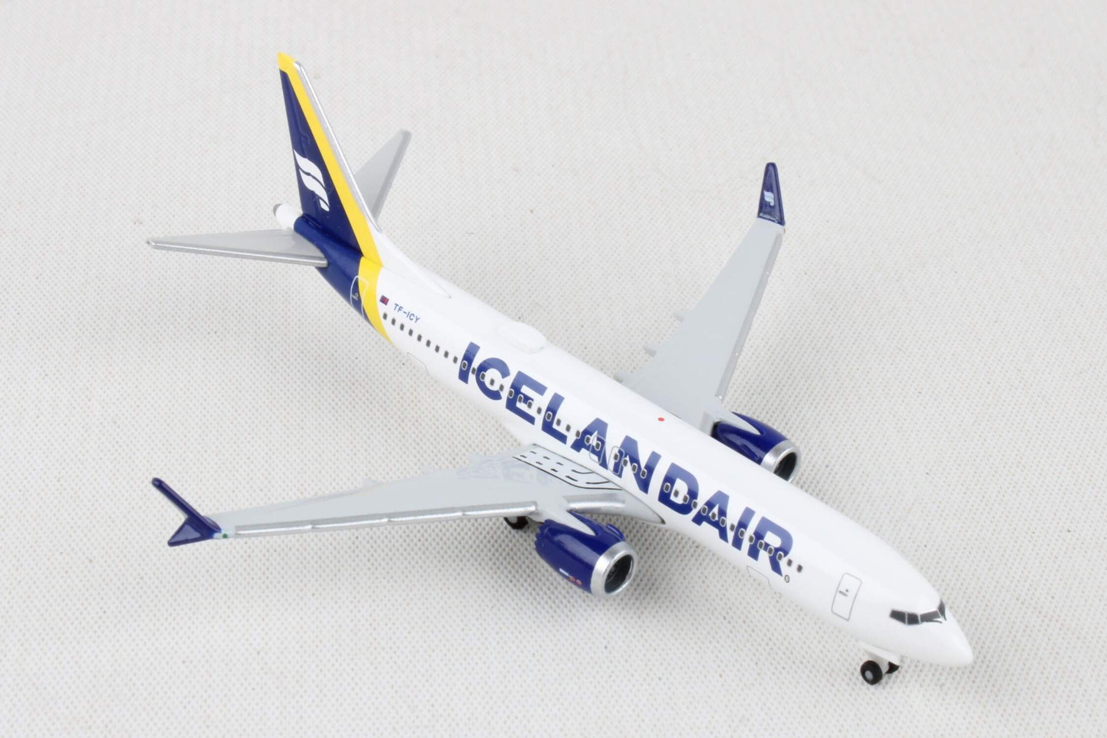 Herpa HE536769 1-500 Scale Wings Icelandair 737MAX8 Model Airplane ...