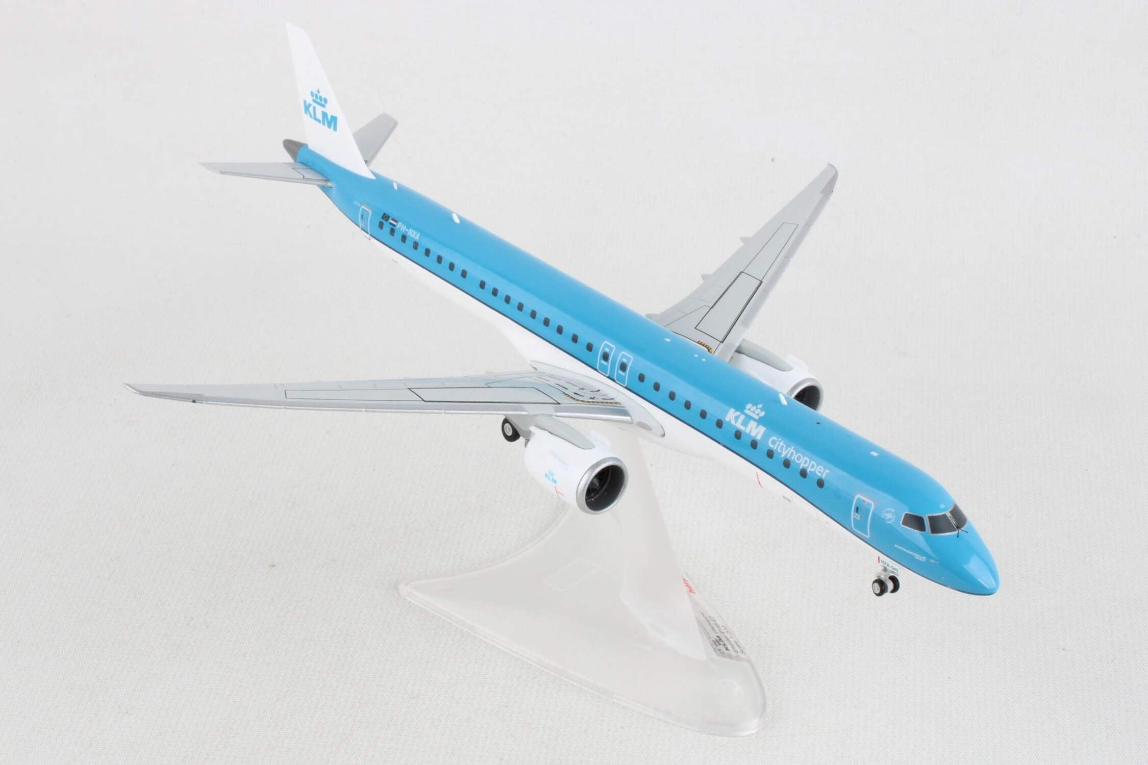 Herpa HE572071 1-200 Scale Klm Model Plane for E195-E2 - Walmart.com