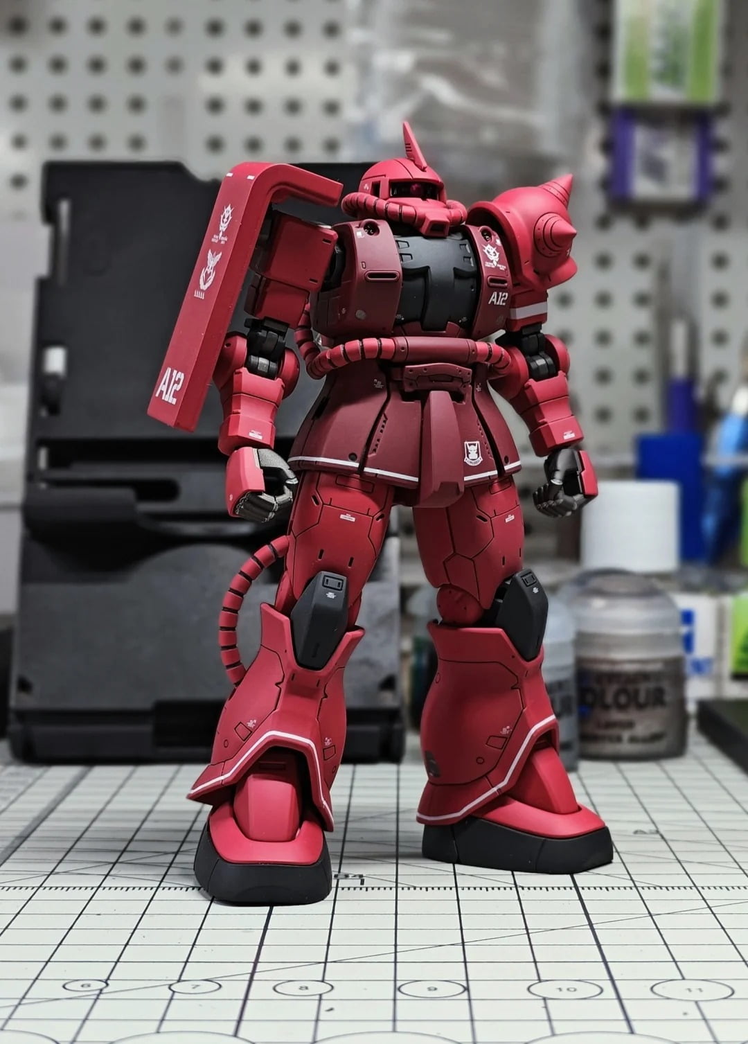 Hg 1/144 Mc-06c-6 R6 Zaku 2 The Base Limited Ver Painting Color ...