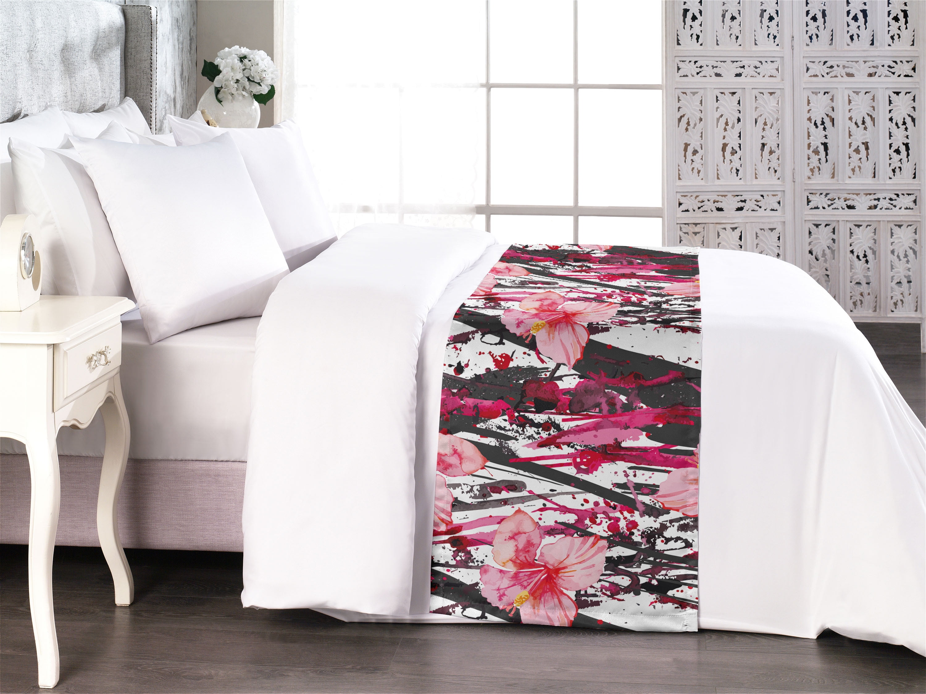 Hibiscus Bed Runner, Springtime Forest Flower Pattern on Grunge Design ...