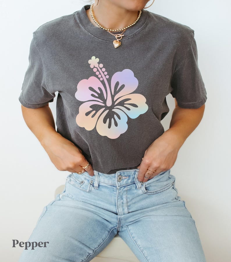 Hibiscus Flower Shirt, Floral Crewneck, Summer Flower Tees, Tropical ...