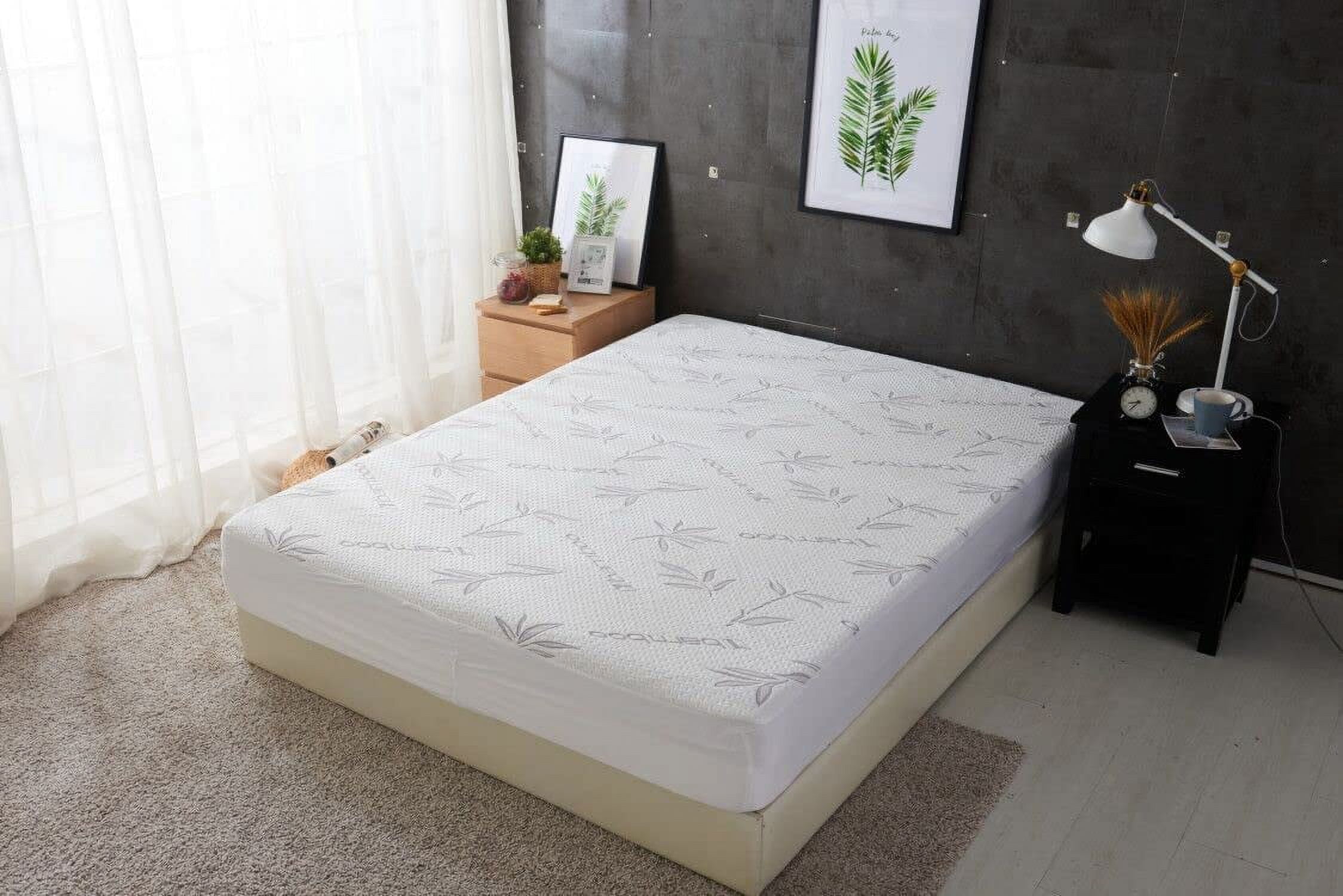 High Quality Bamboo Mattress Protector made with 100% Water Resistant ...