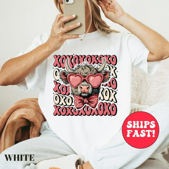 Highland Cow Valentine XOXO Heart Love Back Print Shirt Unisex Cotton T ...