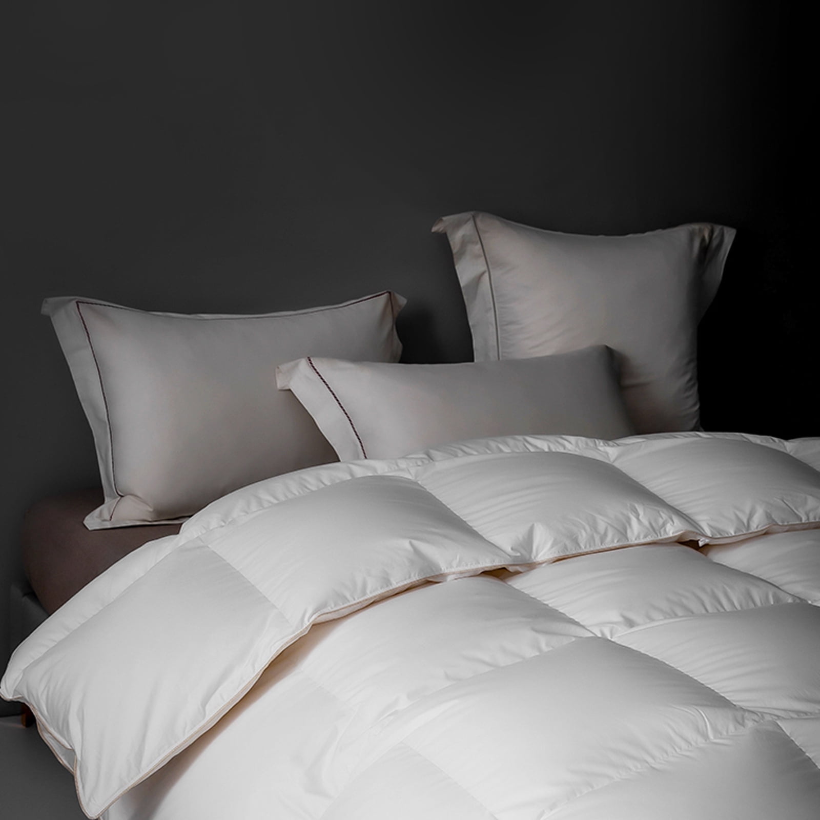 Highland Feather 725 Loft Canadian Hutterite White Goose Down Duvet ...