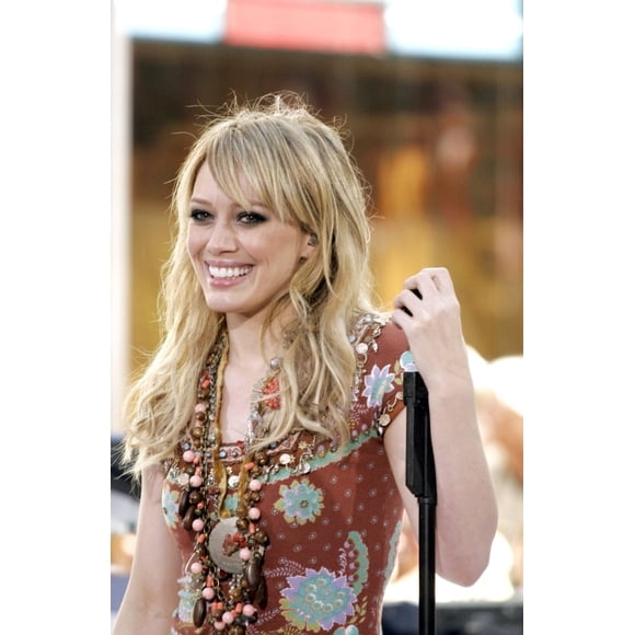 Hilary Duff Concert