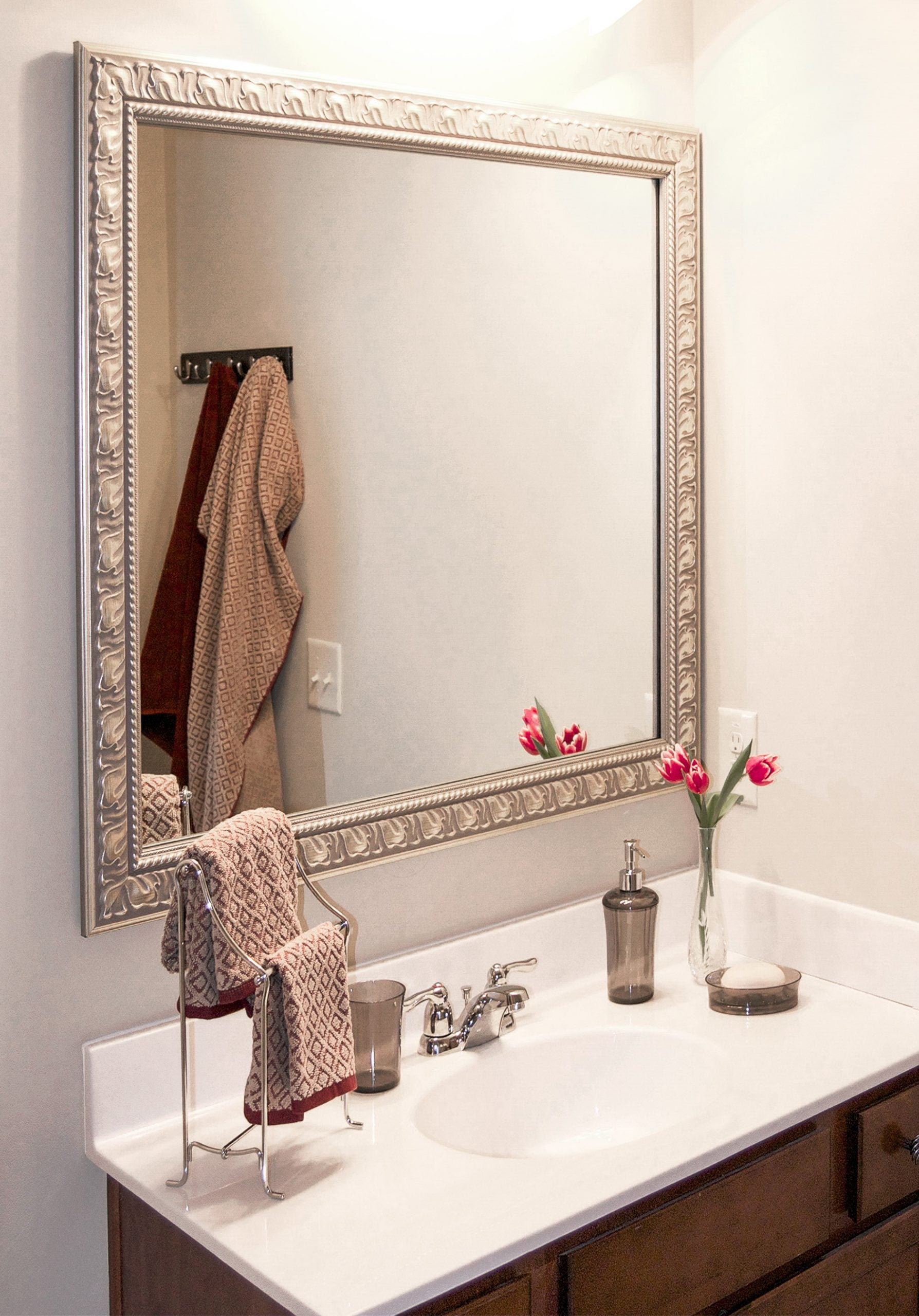 Hillsborough Gold Framed Wall Mirror, Rectangular Vanity Mirror, 2-3/4 ...