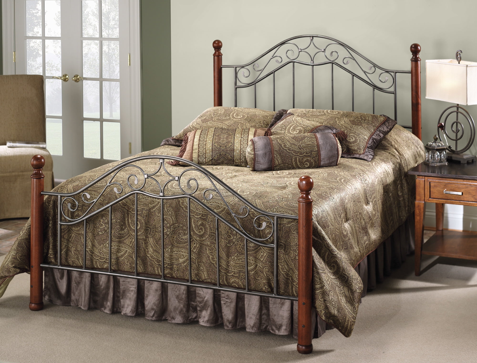Hillsdale Furniture Martino Bed: Arched Metal & Wooden Frame with ...