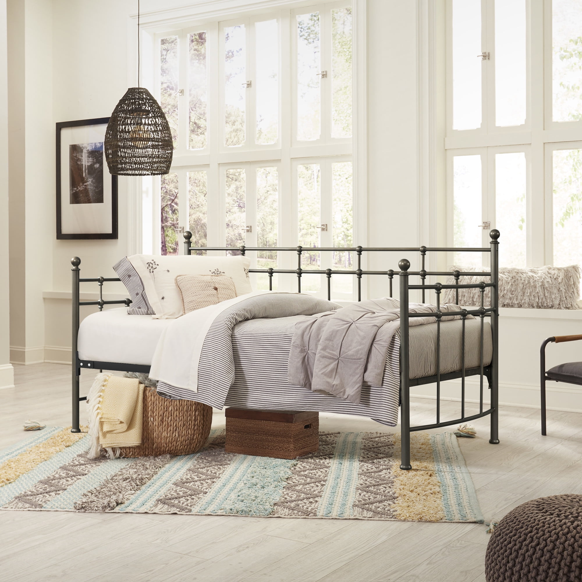 Hillsdale Furniture Providence Metal Twin Daybed, Aged Pewter - Walmart.com