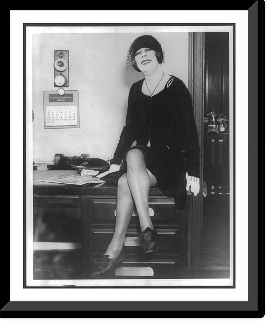 Historic Framed Print, [Beatrice Houdini, full-length portrait, facing ...