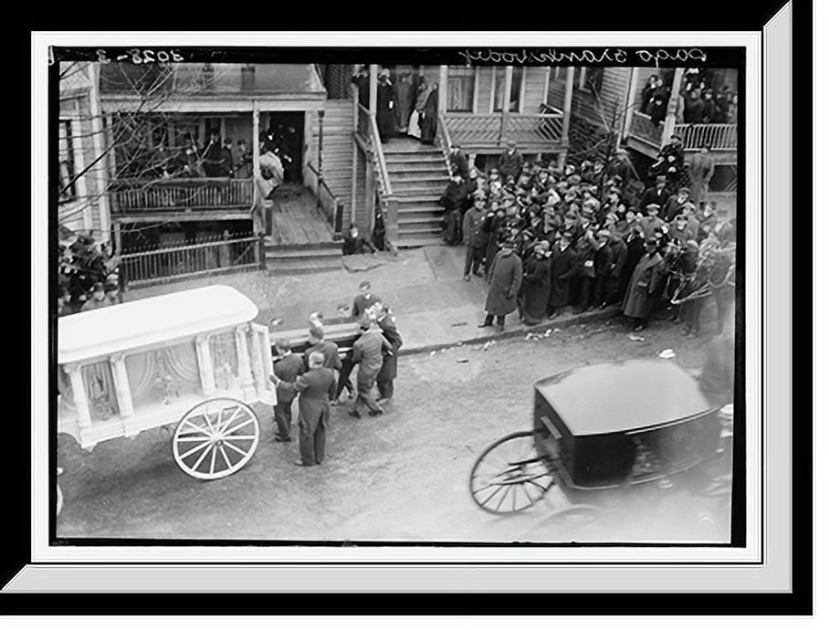 Historic Framed Print, Dago Frank's body, 17-7/8" x 21-7/8" - Walmart.com