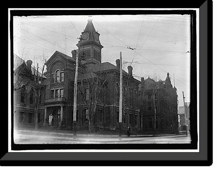 Historic Framed Print, [FEUD. SCENES IN VIRGINIA MOUNTAIN TOWN AT TRIAL ...