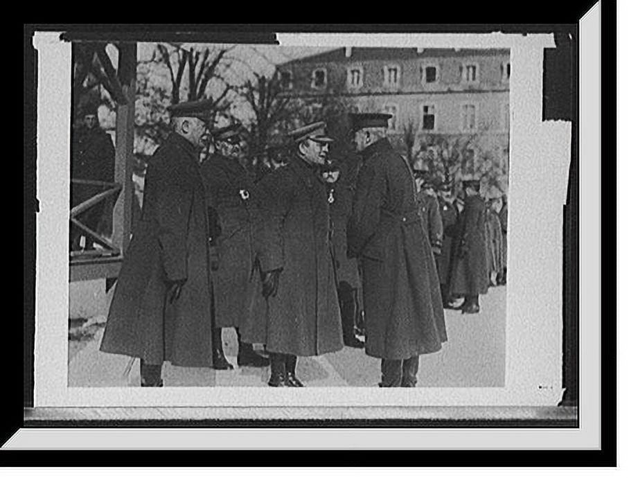 Historic Framed Print, Gen[eral] Pershing chatting with officers, 17-7/ ...