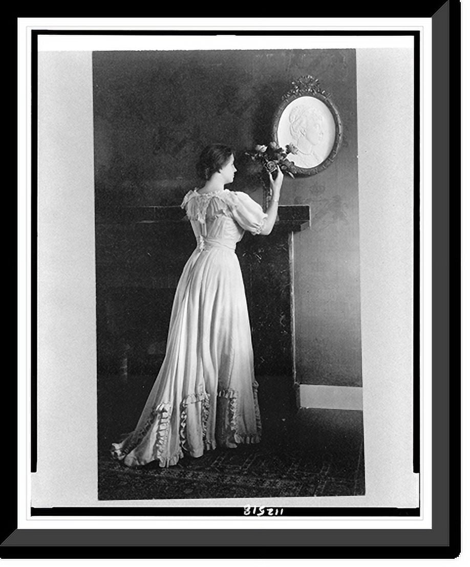 Historic Framed Print, [Helen Keller, full-length portrait, facing ...