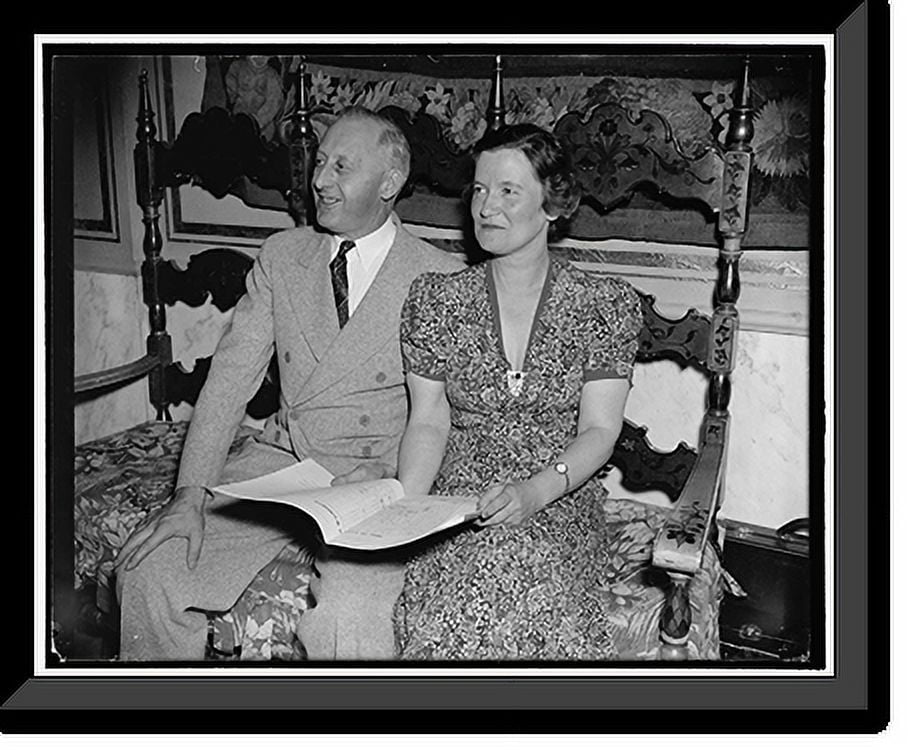 Historic Framed Print, Mr. & Mrs. Raymond H. Combs - 2, 17-7/8" x 21-7/ ...